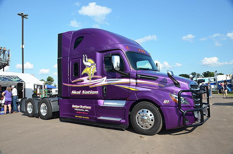 2019 Big Rig Truck Show - Gallery - Movin' Out