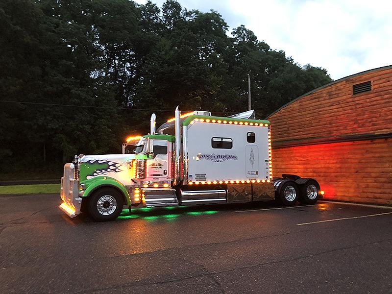 2019 Big Rig Truck Show - Gallery - Movin' Out