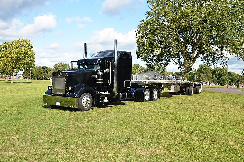 2019 Big Rig Truck Show - Gallery - Movin' Out