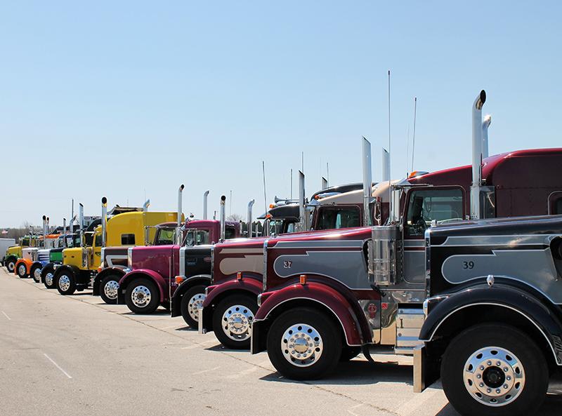 2018 Midwest Pride In Your Ride - Gallery - Movin' Out