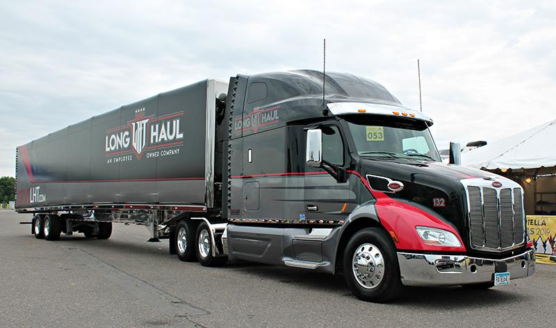 37th Annual Shell Rotella Super Rigs - Gallery - Movin' Out