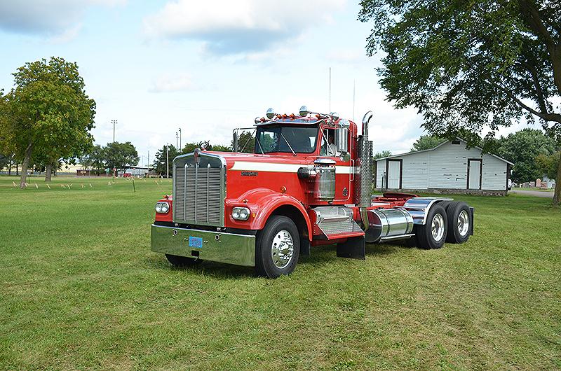 2019 Big Rig Truck Show - Gallery - Movin' Out