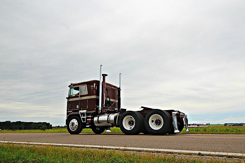 Big Iron Truck Show 2019 - Gallery - Movin' Out