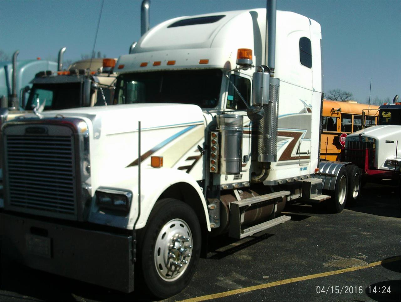Used 2001 FREIGHTLINER FLD132 CLASSIC XL For Sale - AutoBoss 5.7